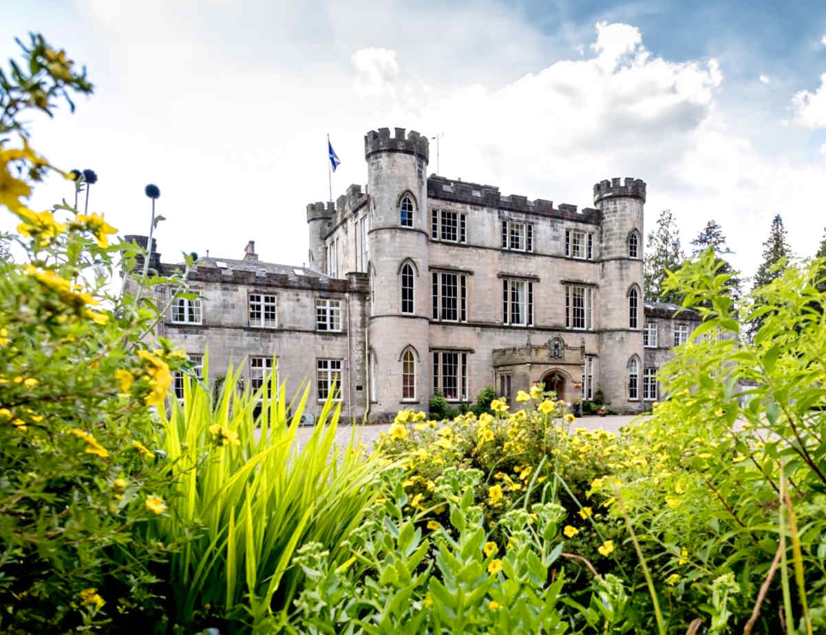 Melville Castle - Castle hotel just 20 minutes from Edinburgh!